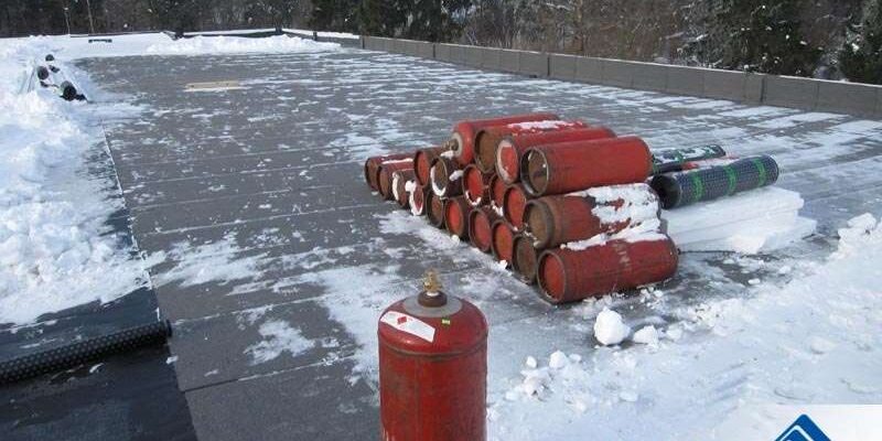 Tabasalu Rimi lamekatuse ehitus Harjumaal - OÜ Evari Ehitus